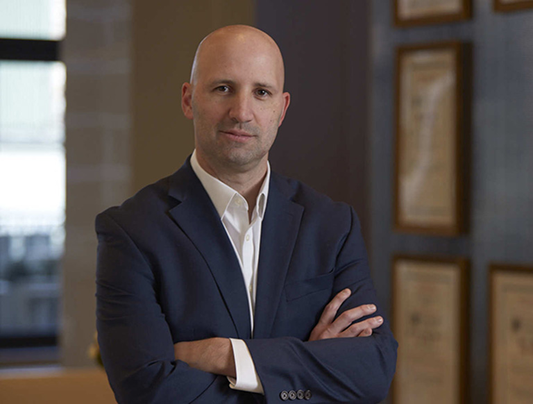 Travis Yuengst | CBRE