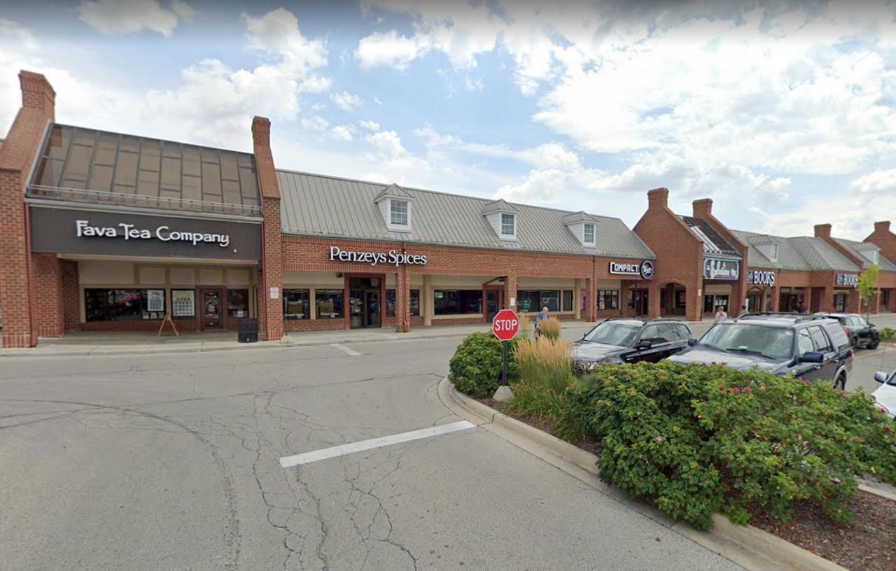 Greenfield Place, 4950 S 74th St, Greenfield, WI, 53220