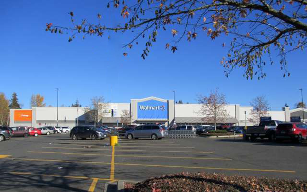 Former Walmart Supercenter, 11400 Highway 99, Everett, WA, 98204