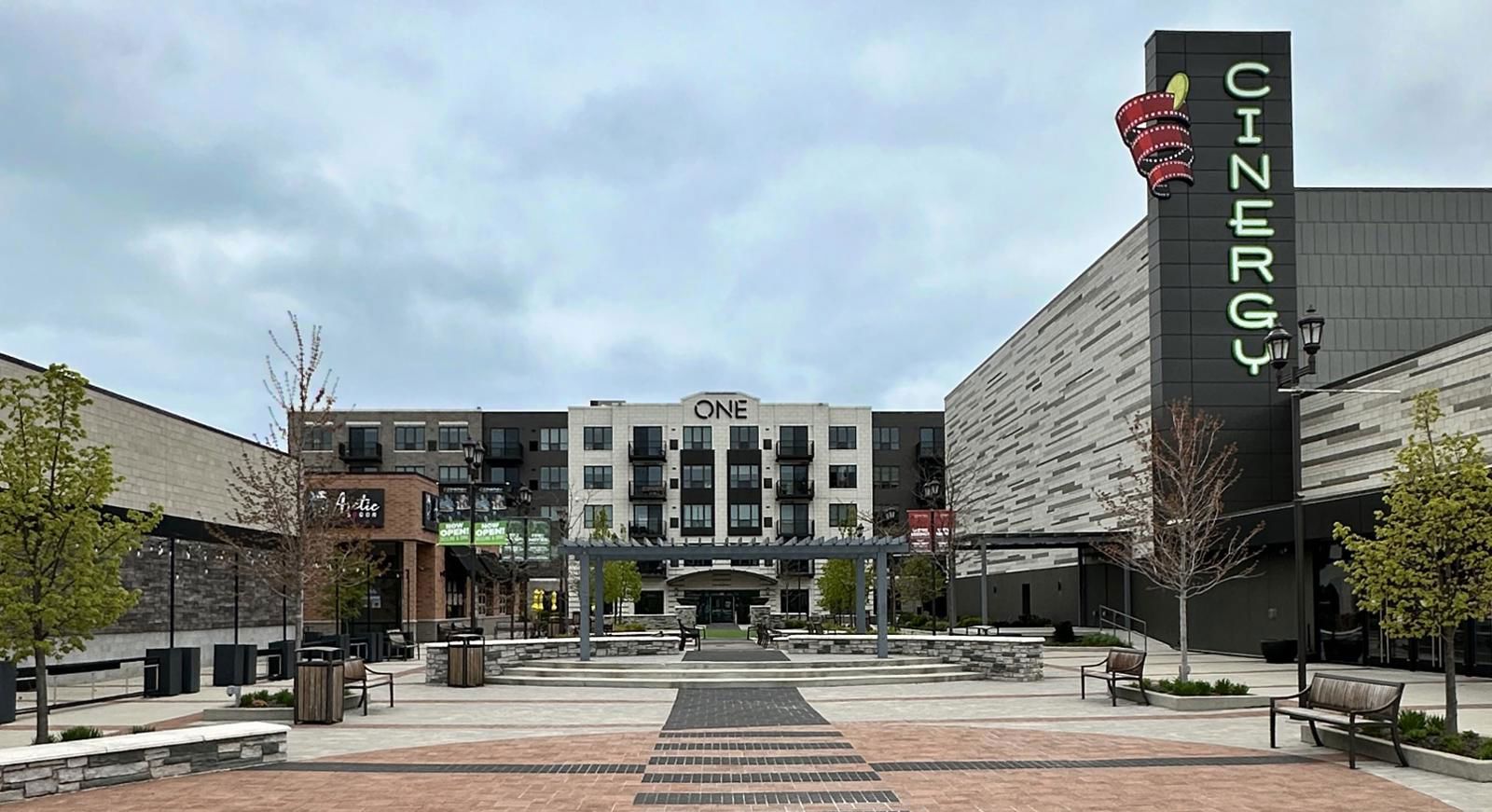 Wheeling Town Center, 375 West Dundee Road, Wheeling, IL, 60090
