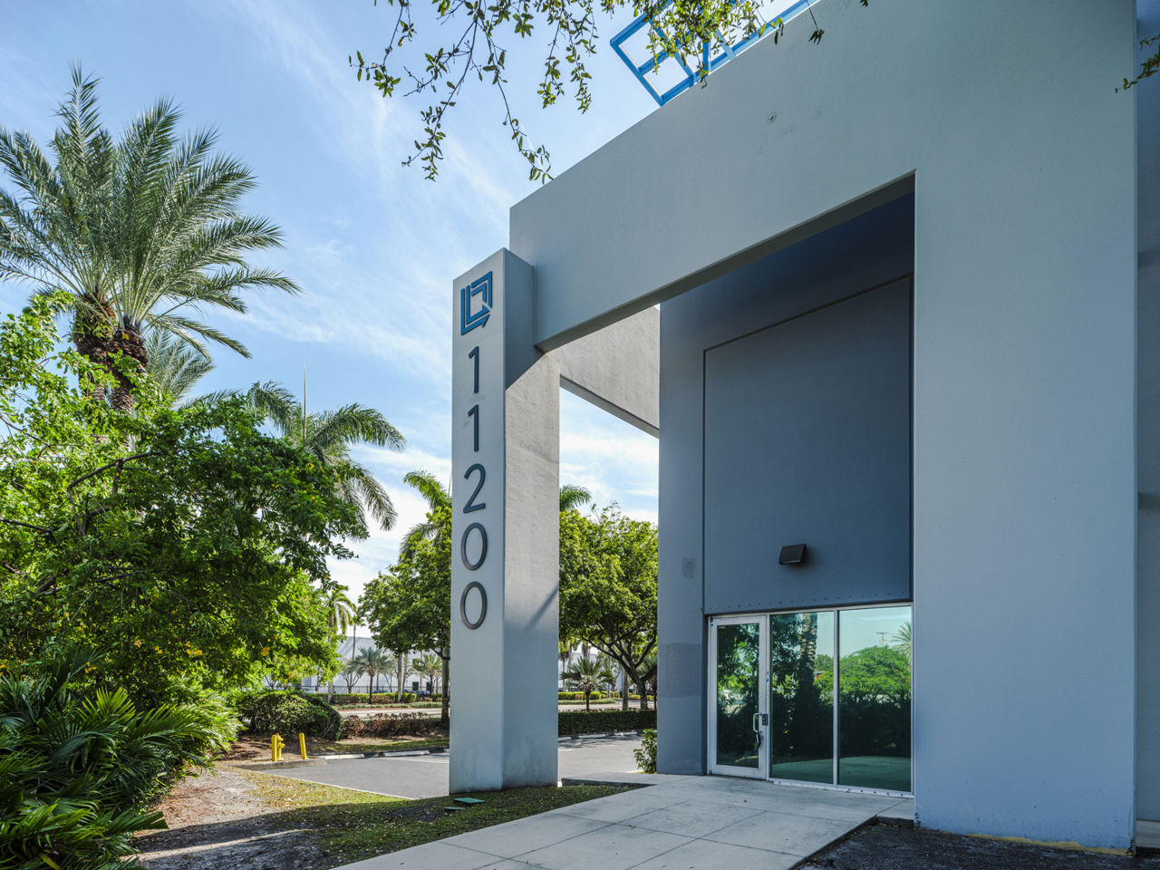 Dolphin Commerce Center, 11200 Northwest 25th Street, Doral, FL, 33172