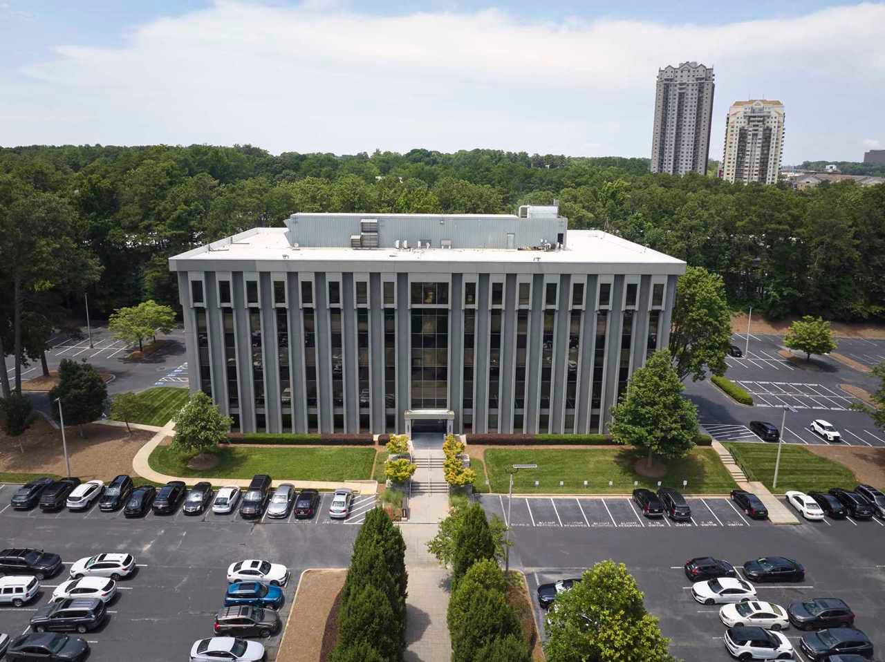 Lakeside Medical Center , 5775 Glenridge Drive, Atlanta, GA, 30328