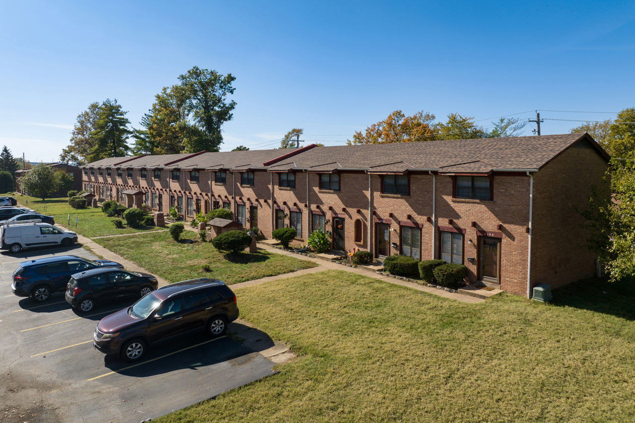 Morningside Condominiums, 7300 North Hanley Road, Hazelwood, MO, 63042
