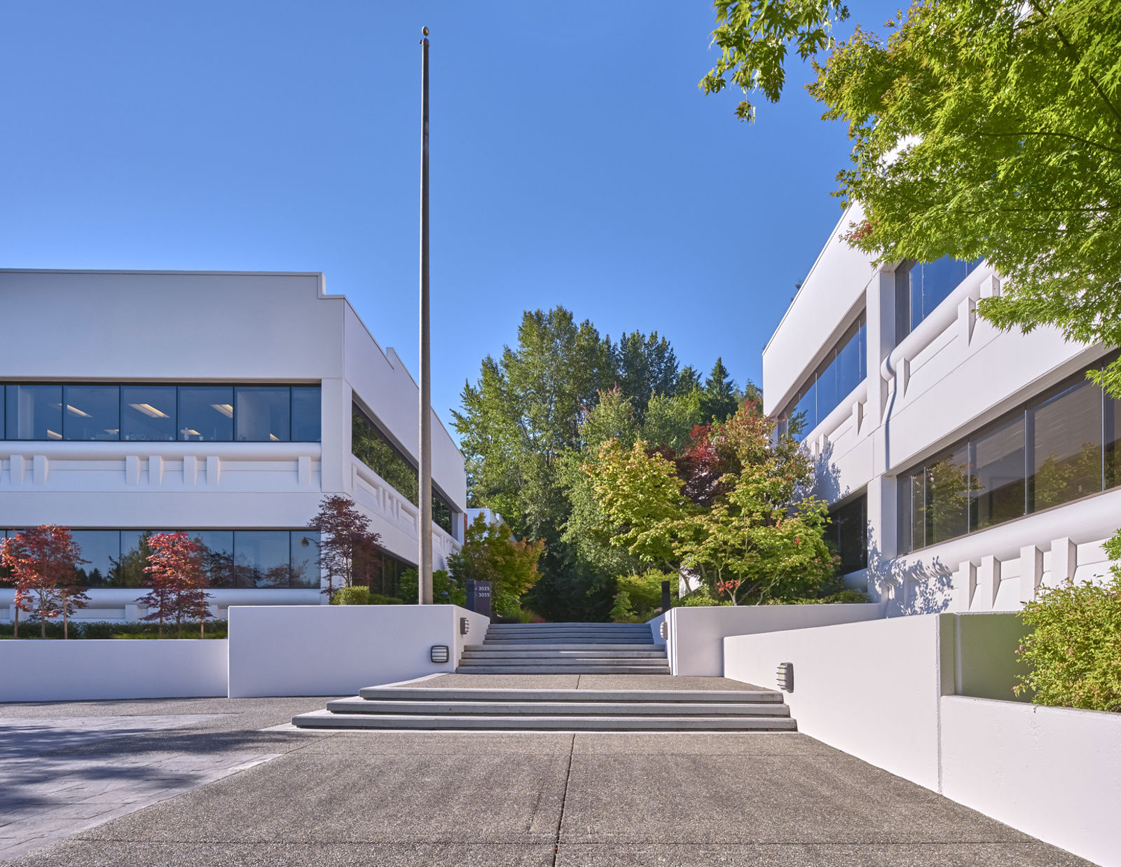 Corporate Campus East, 3025 112th Avenue Northeast, Bellevue, WA, 98004