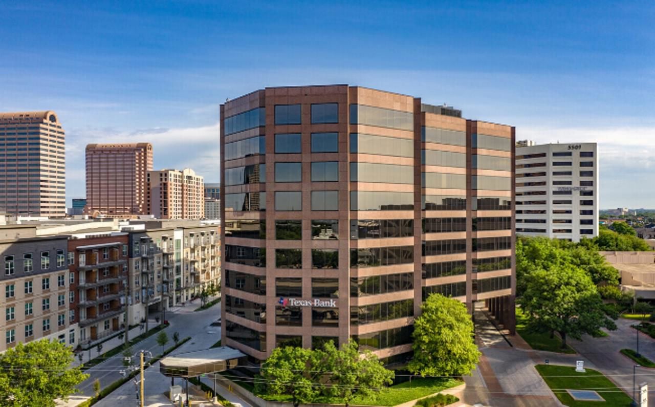 The Crossings I, 5429 Lyndon B Johnson Freeway, Dallas, TX, 75240